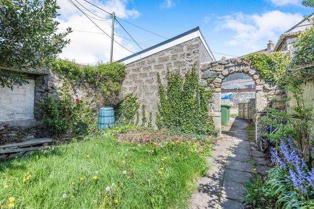 The Old Manse, Trevenner Square, Marazion, Cornwall TR17 0BJ
