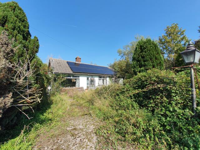 Little Poplars, Pilning Street, Pilning, Bristol BS35 4HL