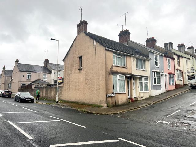 31 Craigmore Avenue, Plymouth - Countrywide Property Auctions